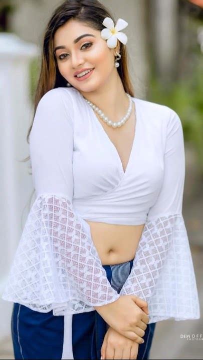 මේ වගේ ලස්සන පංච කල්‍යාණියම තියෙන කෙල්ලෙක් අද කාලෙ හොයාගන්න සෑහෙන අමාරුයි 🤙💞🥰🌝 ශශි මදුබාශිනි