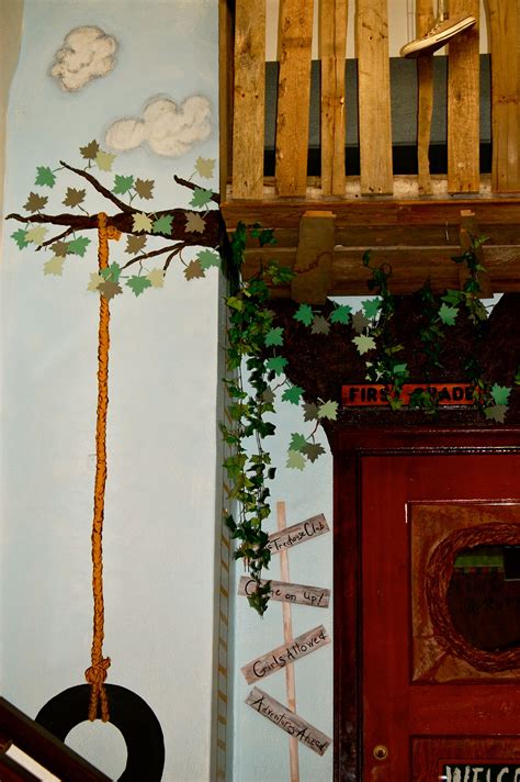 My Magic Tree House Themed Classroom The Door Itself Is The Trunk The