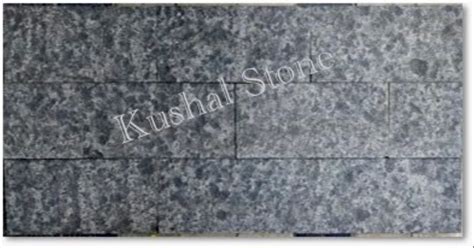 Black Matte Basalt Slab Flame Finish For Cladding Flooring Thickness