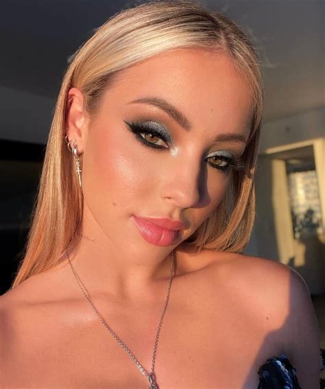 1010 Perfect Face To Skull Fuck Her Silly Mlc20102013