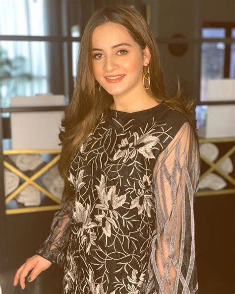 Aiman Khan Shares Plan Of Coming Back In Dramas Reviewit Pk