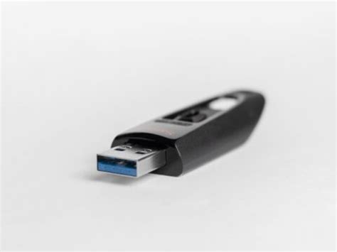 SS USB Vs USB Whats The Difference Explained All The Differences