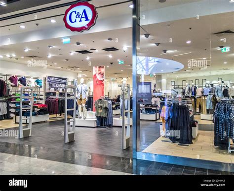 C&a shop front hi-res stock photography and images - Alamy
