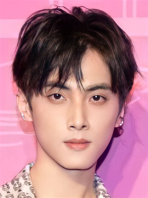 Lin Huis Instagram Twitter And Facebook On Idcrawl