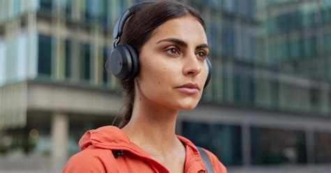 Kenali 7 Ciri Ciri Headset Bluetooth Rusak Lengkap Di Sini Blibli Friends