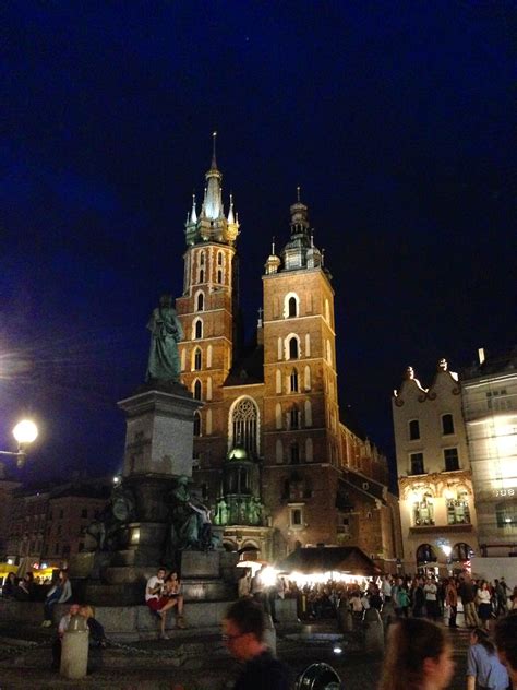 Christopher Jang 크라쿠프 광장 야경