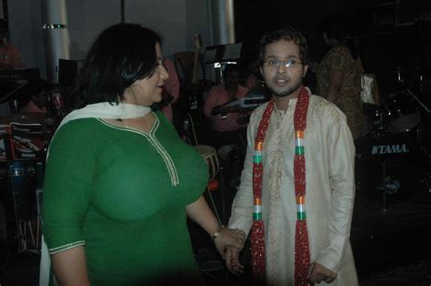 Big Indian Boobs In Green Dress By BoobsDoctor On DeviantArt