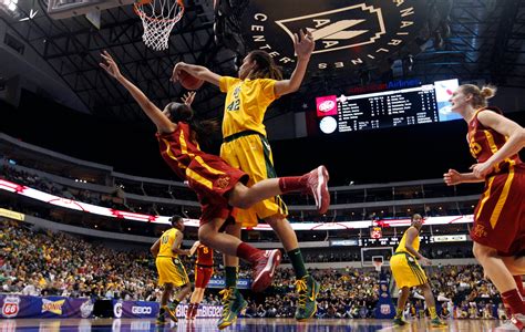 Brittney Griner Dunk