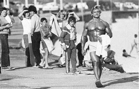 Classic Forgotten Photos From Muscle Beach Venice Beach Muscle Beach Bodybuilding Venice Beach