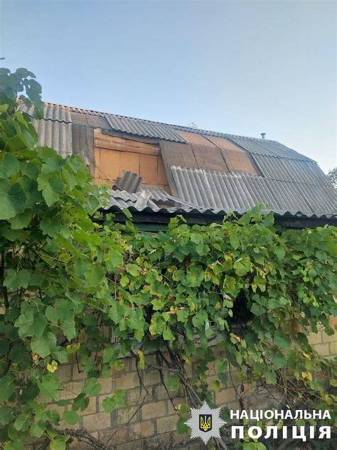 Внаслідок падіння уламків на Київщині пошкоджені 7 житлових будинків Вечірній Київ