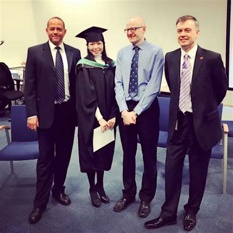 我院学员赴英国剑桥大学参加毕业典礼