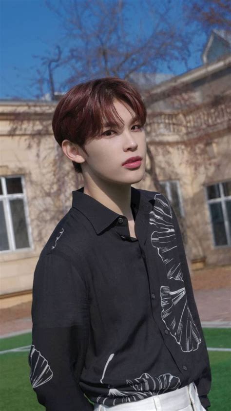 Gyumin Lockscreens ˊ˗ Pria Tampan Selebritas