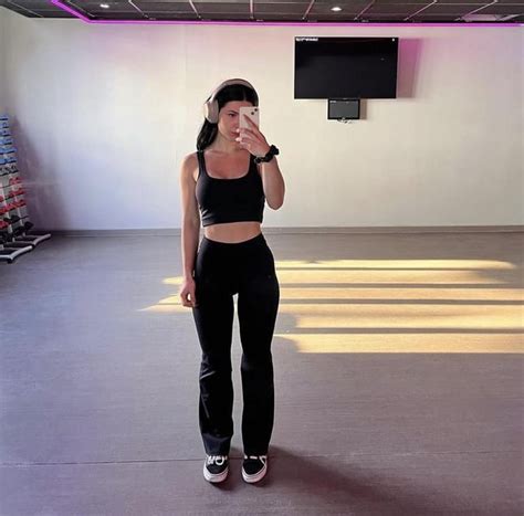 Black Flares R Girlsinflarepants