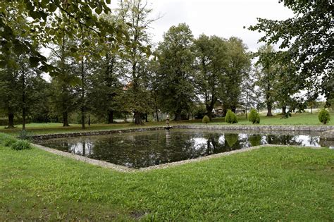 Laski Polskie Zabytki Katalog zamków pałaców i dworów w Polsce