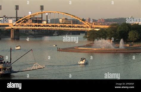 Gateway Bridges Stock Videos And Footage Hd And 4k Video Clips Alamy
