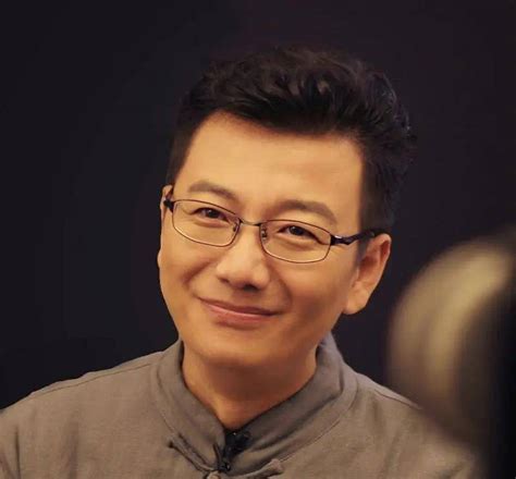 姜广涛怎么了事件后续 未定事件簿取消姜广涛配音姜sir变成姜siri 行业公告 华网