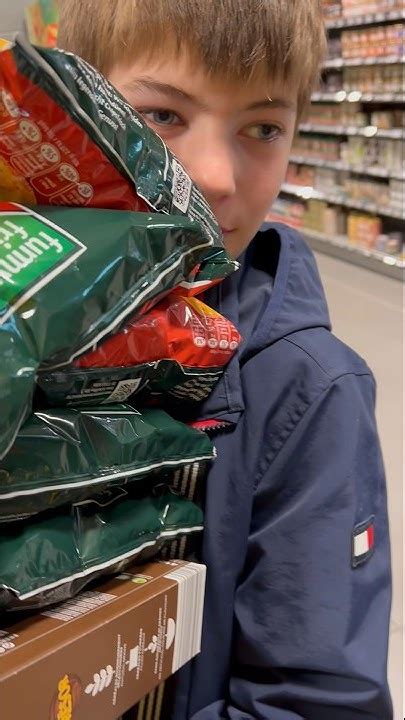 Мальчик такого не ожидал увидеть в супермаркете Funvideo Rinatshow