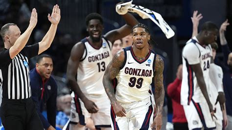 No 8 Gonzaga Rides Big Early Lead To Win Over No 9 Georgia