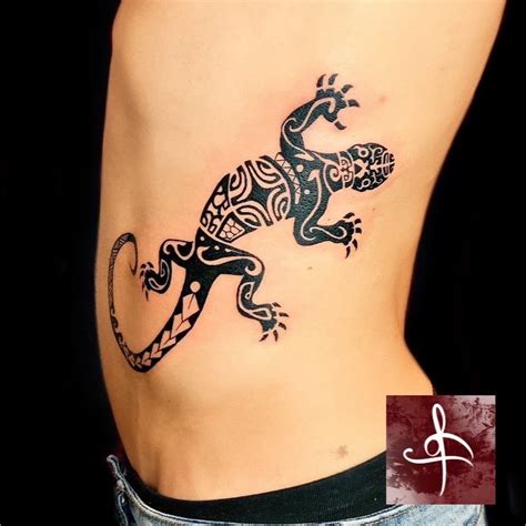 Tatouage Polynésien Tahitien Samoan Lys Tattoo