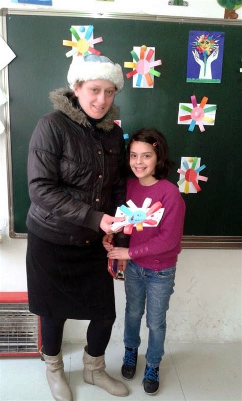 მინდვრის ყვავილები დედის დღე ჩვენს კლასში