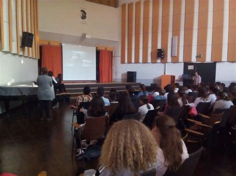 Радионица Јасминке Петровић ОШ „Радоје Домановић“