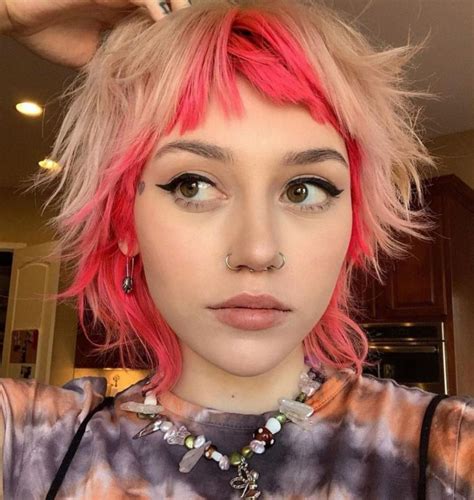 10 Stylish Short Haircuts And Short Hair Styles For Women Pop Haircuts