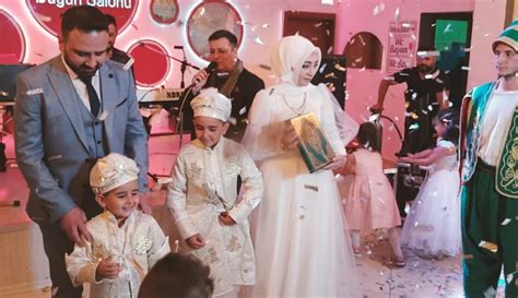 Yaşar Emir Ve Alperen Çapacı Kardeşler Erkekliğe Ilk Adımı Attı Fİb Haber Nevşehir Haberleri