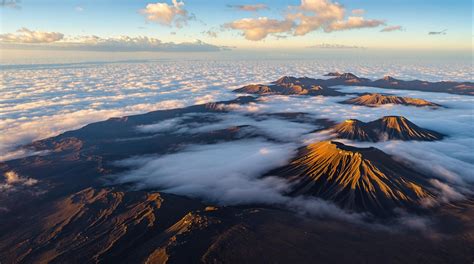 Mount Merapi Indonesias Fiery Volcano Of Doom Topo Streets