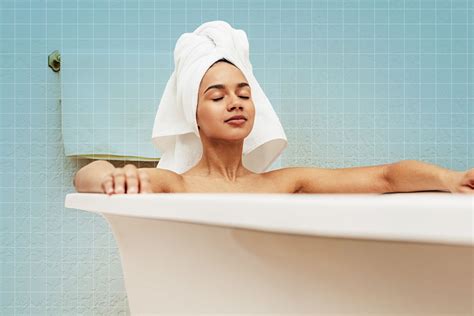 Taking A Hot Bath Burns As Many Calories As A 30 Minute Walk Research
