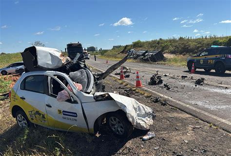 Acidente Entre Carro E Caminhão Deixa Uma Pessoa Morta Na Br 158