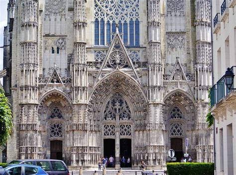 Medieval Gothic Cathedrals Gothic Architecture Characteristics