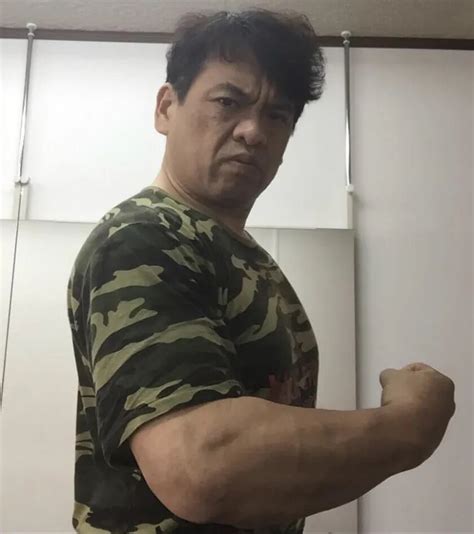 56歳にしてヒーローに変身！～運送ドラゴン～パワード人間バトルクーリエ