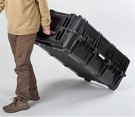 Explorer Multi Weapons Case With Wheels Black Raytrade