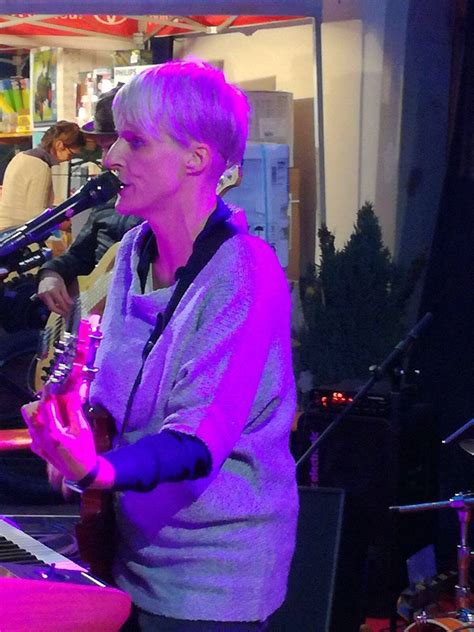 Backslash Backslash Added A New Photo