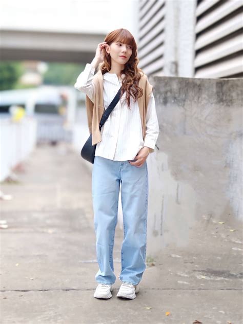 ดูไอเดียสไตล์การแต่งตัวสำหรับ「เสื้อสเวตเตอร์ 3d Knit ผ้าคอตตอน คอกลม แขนยาว ลายทาง、กระเป๋าถือ