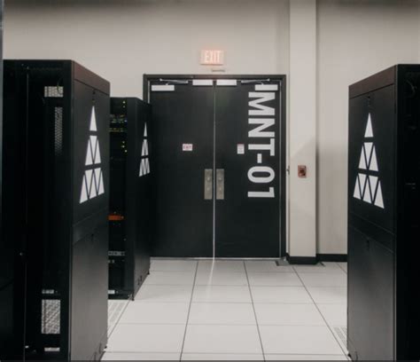 Data Center Migration A Complete Guide Trg Datacenters