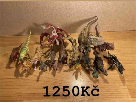 figurky dinosaurů - bazar - Hyperinzerce.cz