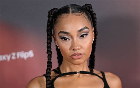 Leigh Anne Pinnock Signature