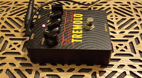 Tremolo Voodoo Lab Tremolo Audiofanzine