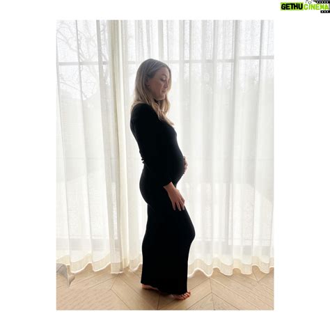 Georgie Barrat Wiki Biography Age Gallery Spouse And More