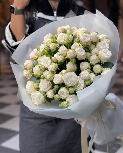 Доставка квітів Дніпро цветы Днепр цветочный салон Неповторна троянда Міс Піггі що вражає