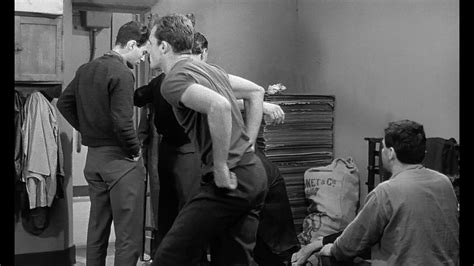 Дыра фильм 1960 смотреть онлайн бесплатно на