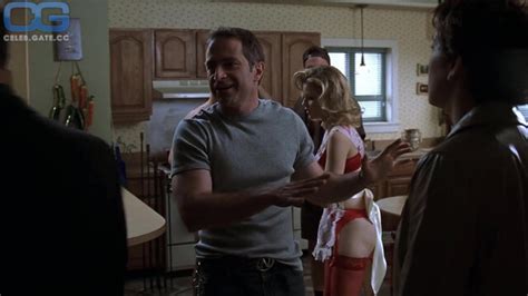 Elizabeth Banks Nude Pictures Photos Playboy Naked Topless Fappening