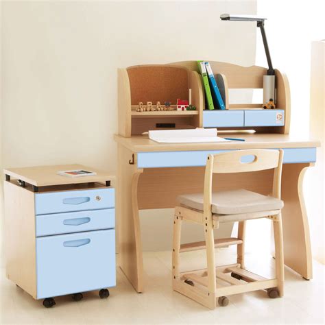 โต๊ะทำงาน ตู้ลิ้นชัก เก้าอี้