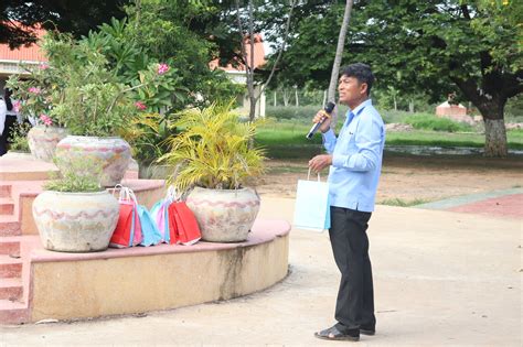 វិទ្យាល័យ ស្វាយចេក Added A New Photo វិទ្យាល័យ ស្វាយចេក