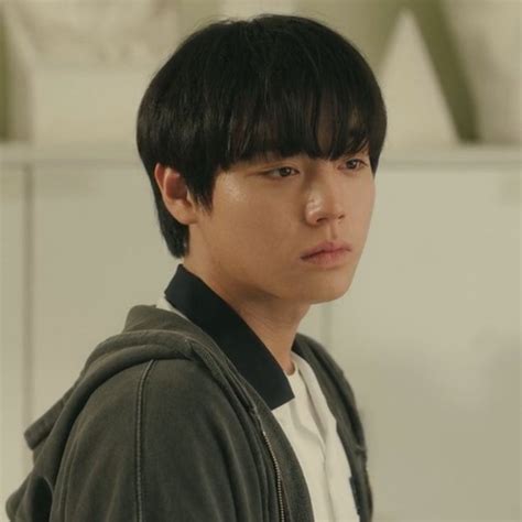 Yeon Sieun Weak Hero Class 1 In 2025 Hero Heroes Actors Character Actor