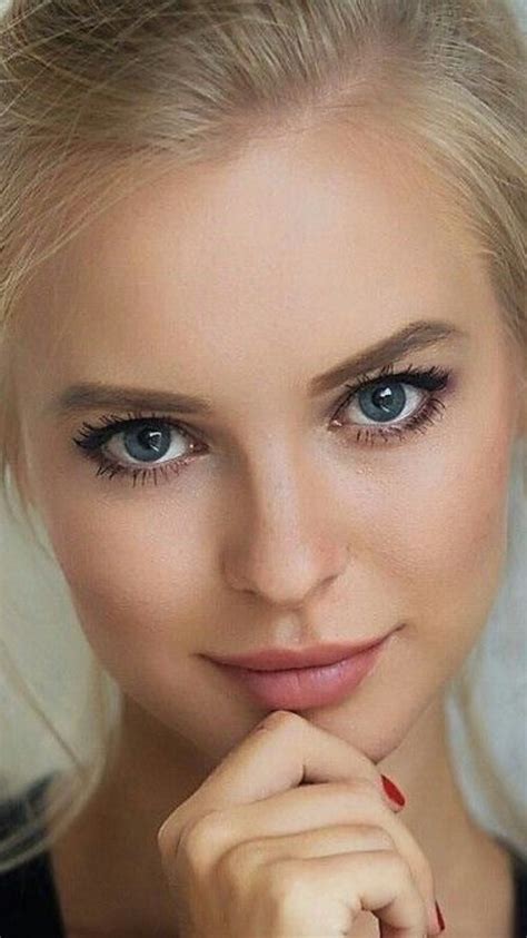 Most Beautiful Eyes Stunning Eyes Gorgeous Eyes Gorgeous Girls