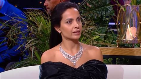 طليقة زوج أصالة تعرضت للخيانة وحاليًا مش مجروحة ومفيش علاقة بتربطني بـ أصالة ولا بسمع أغانيها