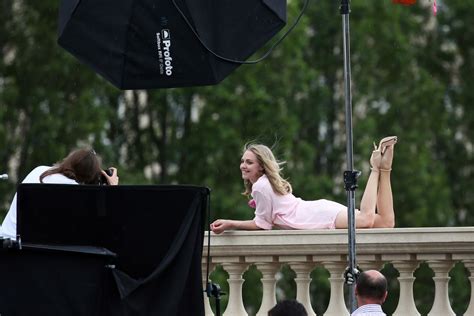 Amanda Seyfried Photoshoot Set In Paris 6222016 • Celebmafia