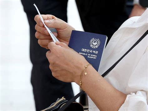 192개국 무비자 입국 세계 3위 한국 앞지른 여권파워 나라는